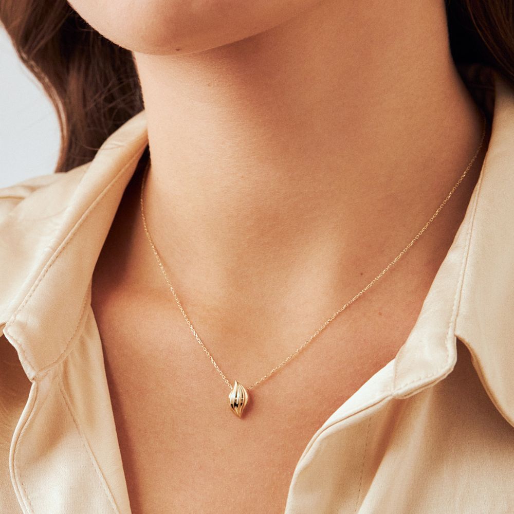 Sea Shell 14 Ayar Altın Kadın Kolye – OrenaJewelry